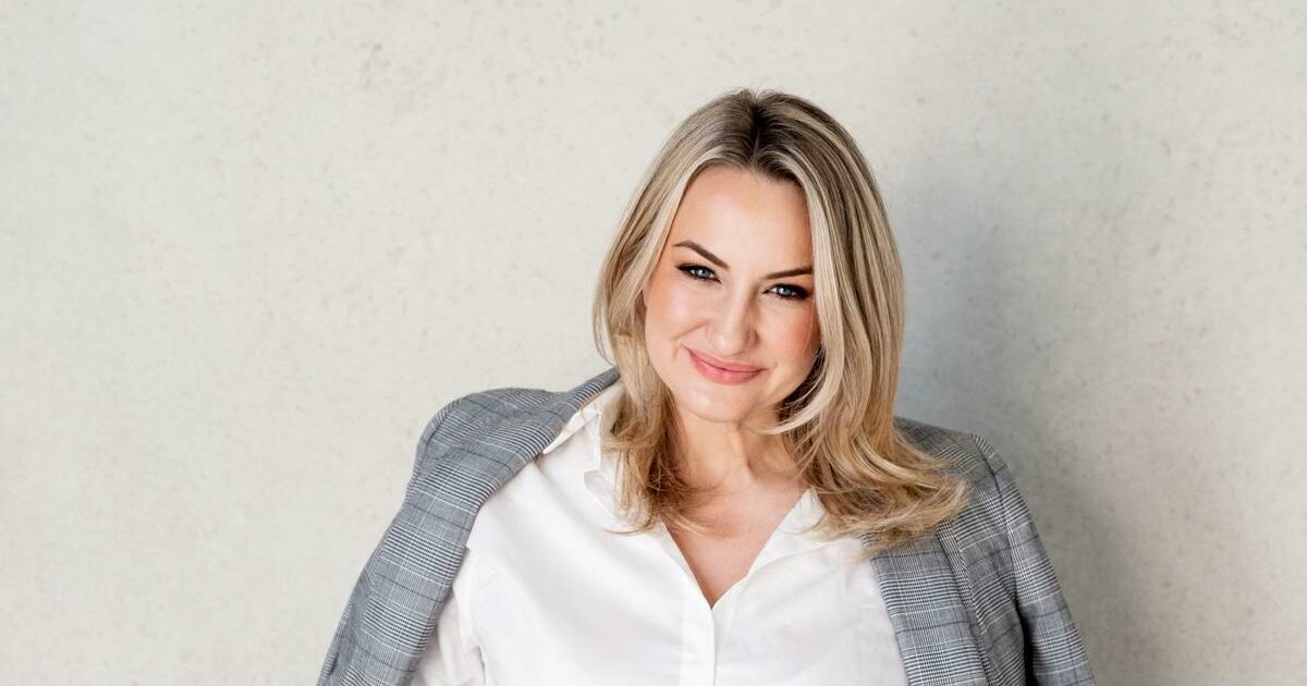 Former Bachelor star to reveal all | City of Mount Gambier