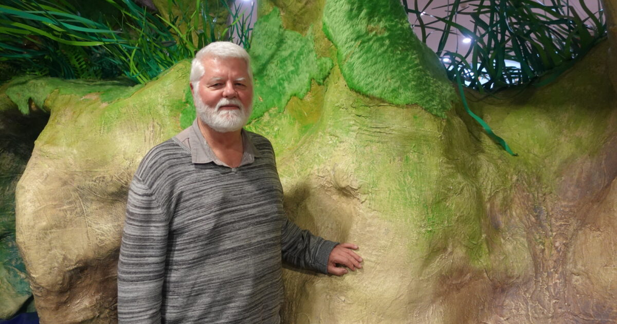 Pioneering Cave Diver Ian Lewis visits Mount… | City of Mount Gambier